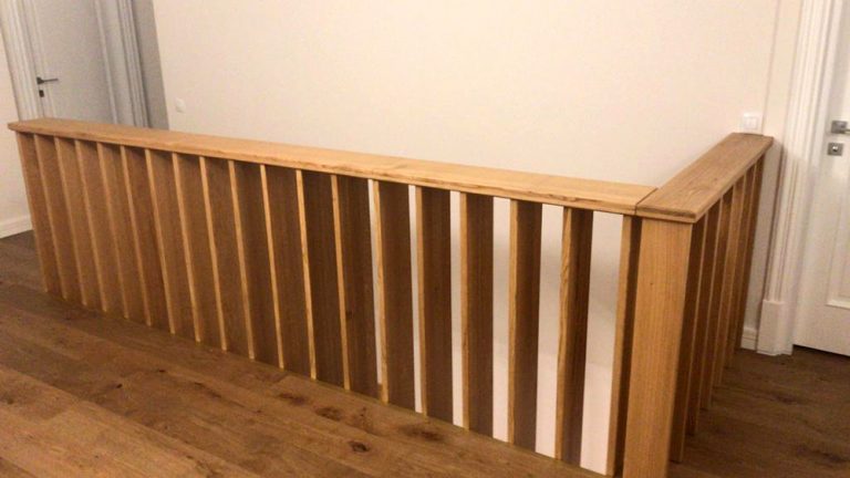 Balustradă elegantă din lemn - Binale